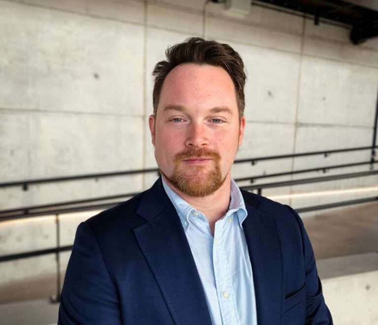 Inside MoneyOak : qui est Joni Van Langenhoven ? - MoneyOak Belgium